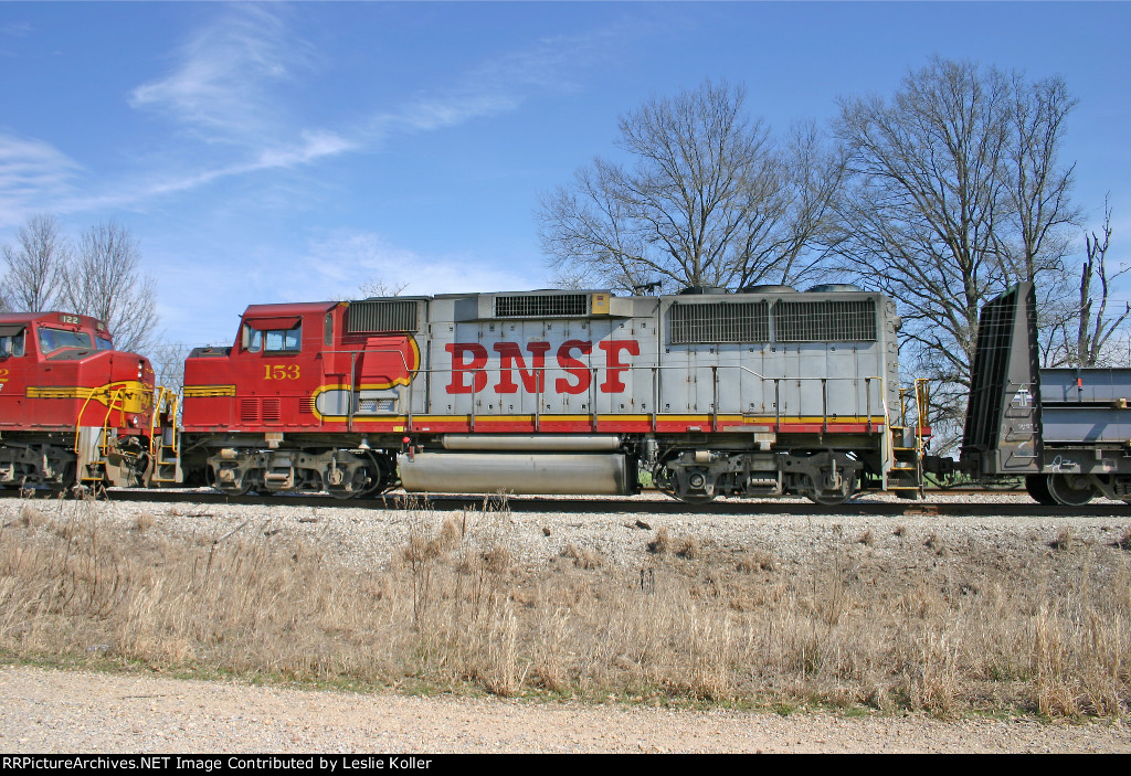 BNSF 153